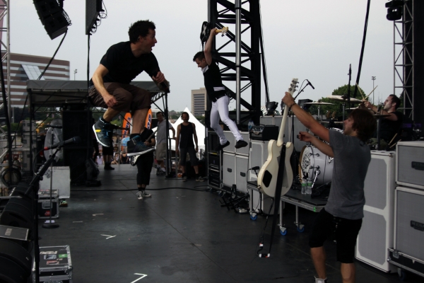 SimplePlan.com atualizado com novas fotos! » Simple Plan Brasil